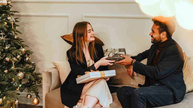 8 páginas y aplicaciones para hacer el sorteo del amigo invisible ...