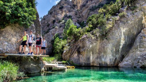 Parrizal de Beceite: La impresionante ruta por pasarelas para ver un ...