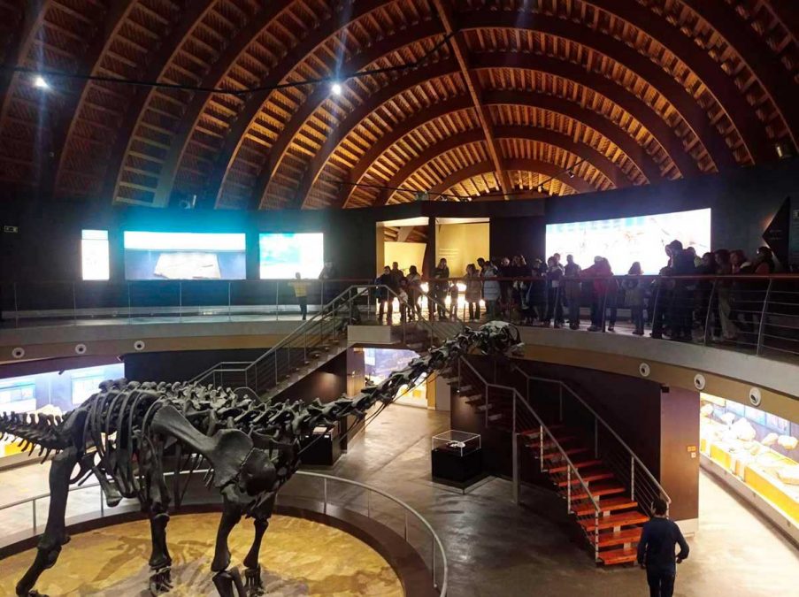 Los 4 parques de dinosaurios con atracciones divertidas para ir con niños | Casacochecurro