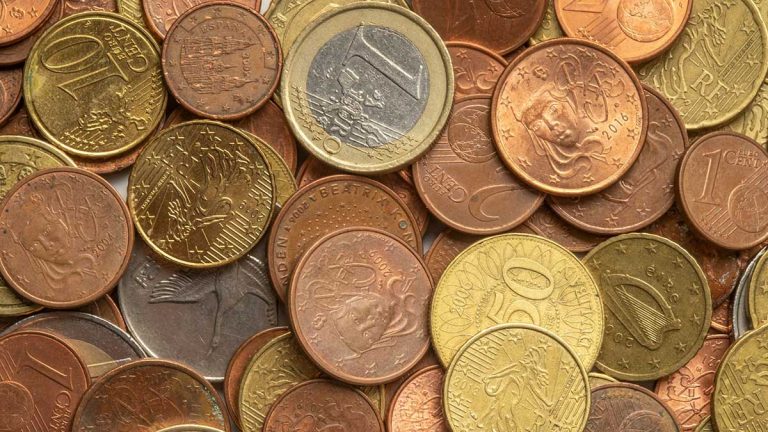 Dónde cambiar las monedas por billetes (Guía con 3 opciones ...